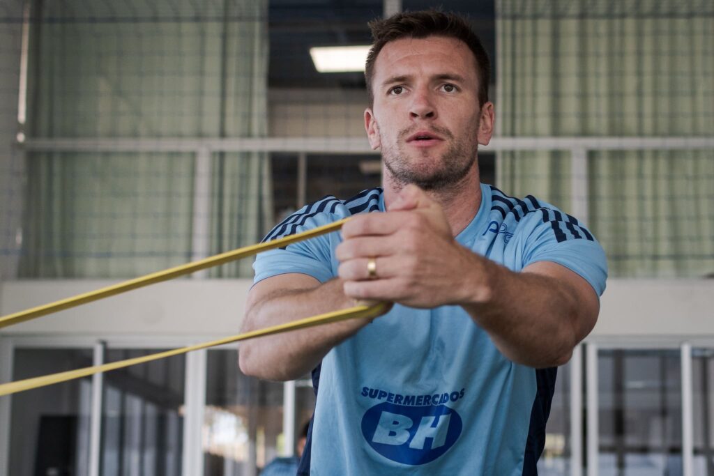 Brock abre o jogo e revela motivo de Cruzeiro não ter subido para Série ...