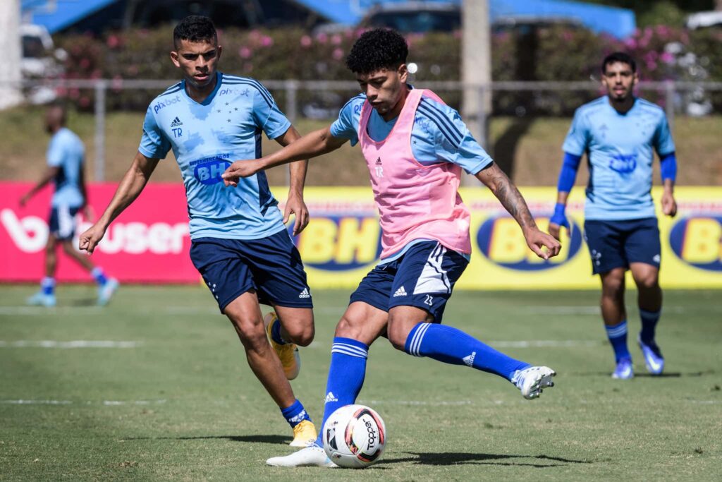 Filipe Machado Não Pensa Em Subir Com O Cruzeiro
