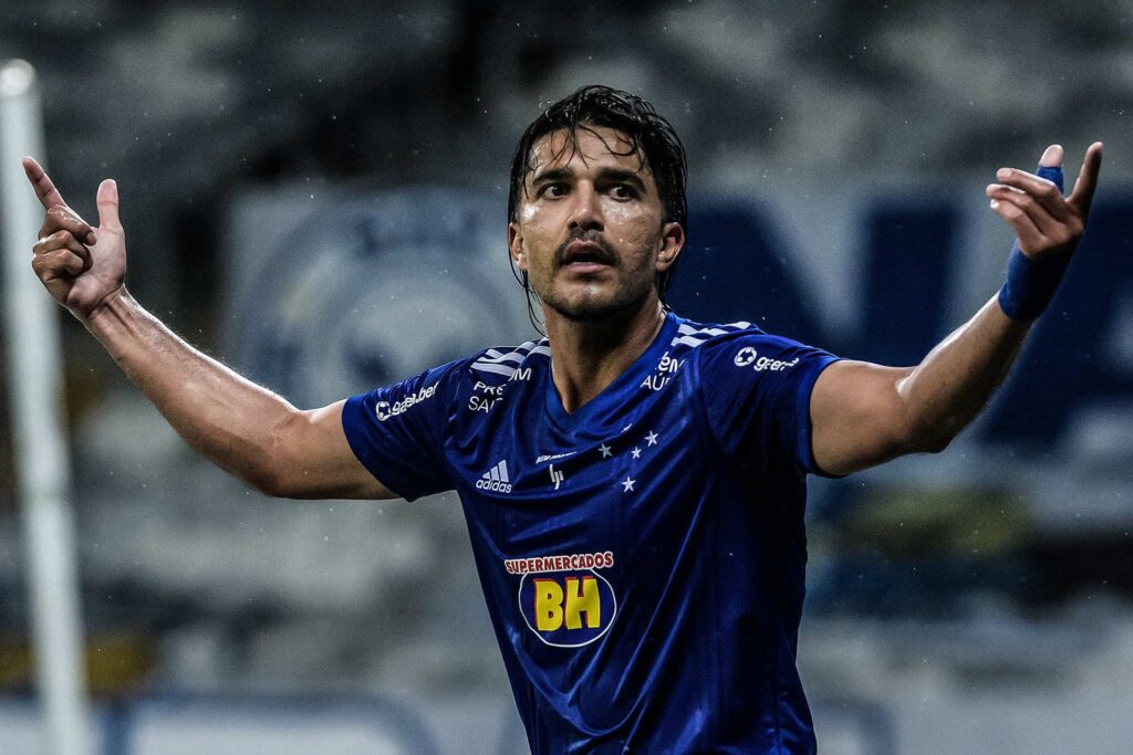 Marcelo Moreno está de volta ao Brasil: foi flagrado em rival do Cruzeiro