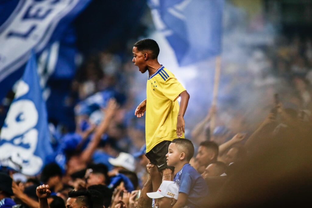 Cruzeiro confirma reforço de última hora e torcida vai à loucura
