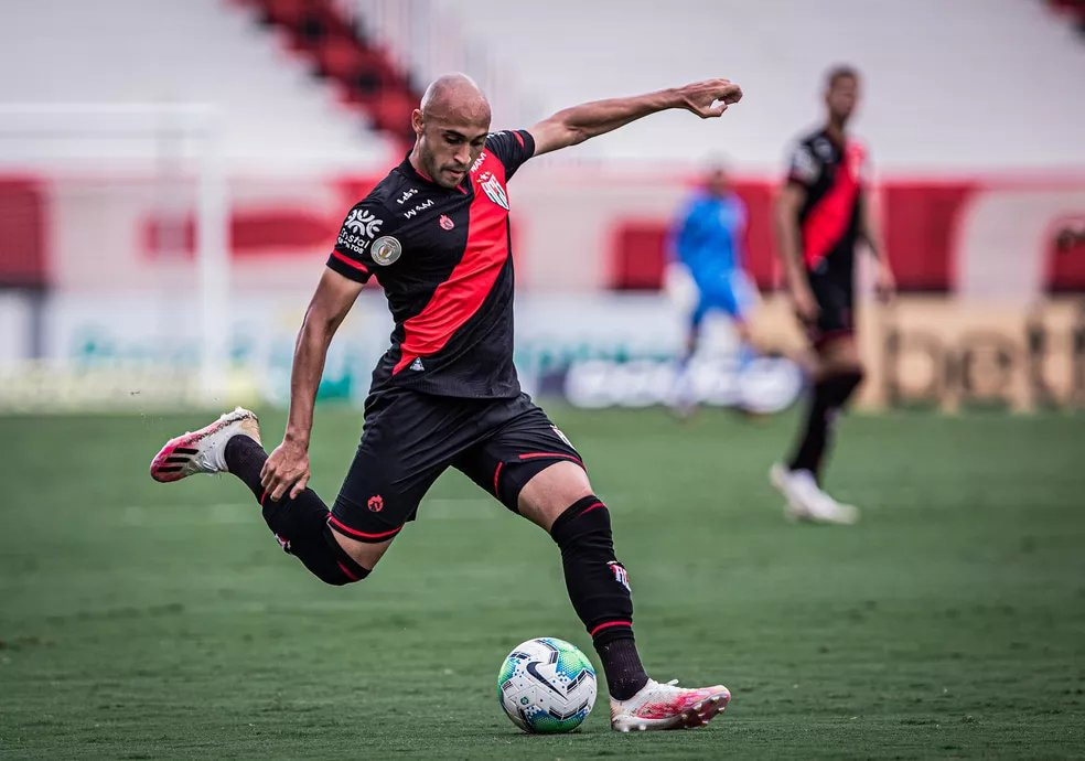 Dudu: Lateral ignora o Cruzeiro e deve fechar com rival da Série A