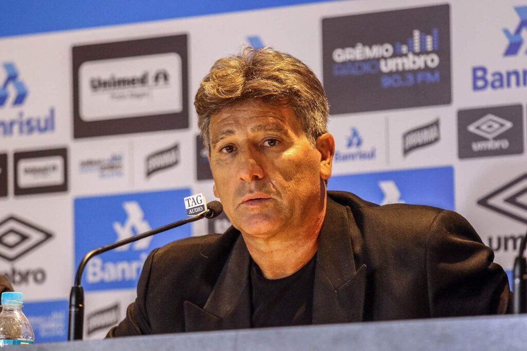 Cruzeiro tem oportunidade perfeita para contratar meia do Grêmio