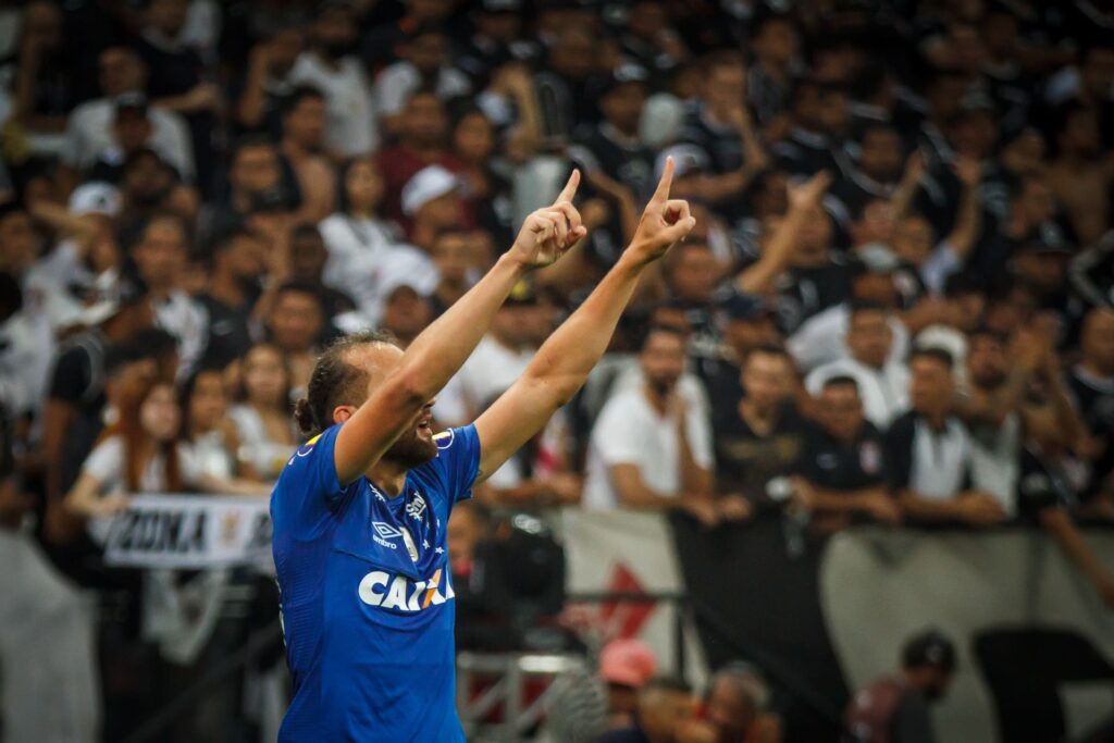 Copa do Brasil 2018: Quando o Cruzeiro calou a torcida do Corinthians