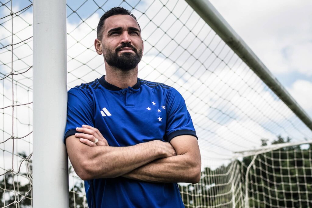 Camisa do Cruzeiro é eleita a mais bonita de todo o Brasil