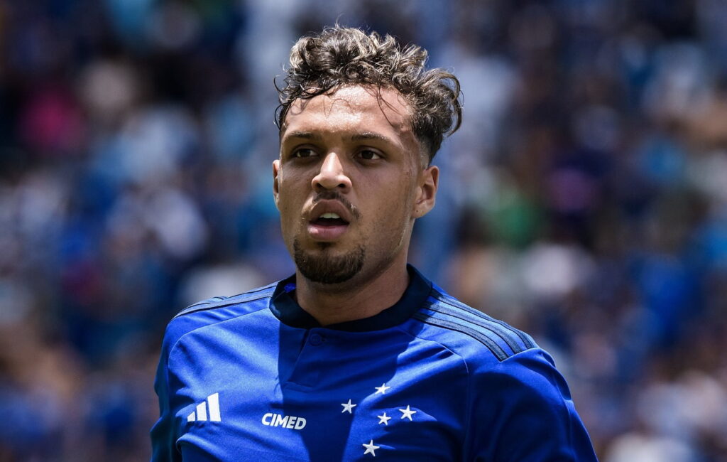 Daniel Jr: Torcida do Cruzeiro foi à loucura com notícia do atleta ...