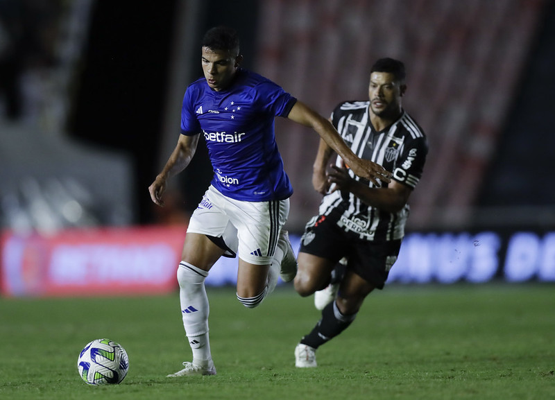 Bruno Rodrigues faz revelações bombásticas sobre bastidores do Cruzeiro