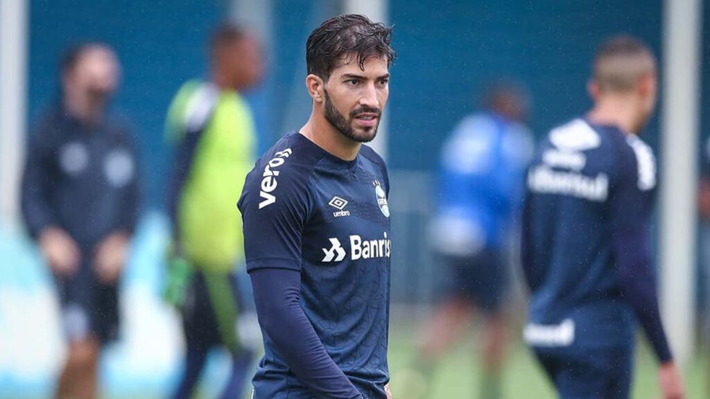 Lucas Silva toma grande atitude e faz de tudo para jogar no Cruzeiro