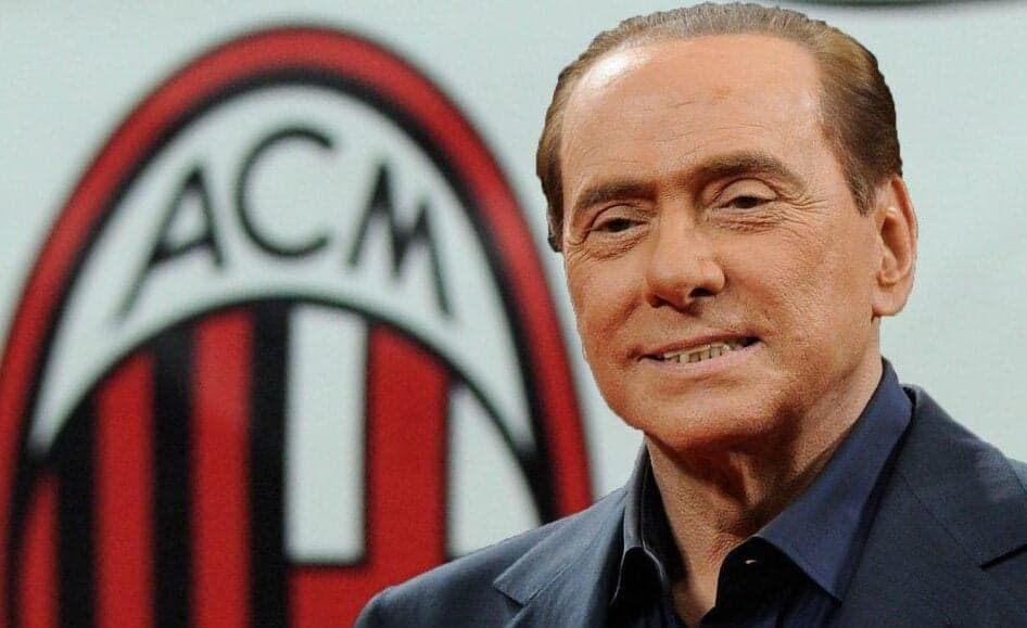 Morre Silvio Berlusconi, responsável por levar Ronaldo ao Milan