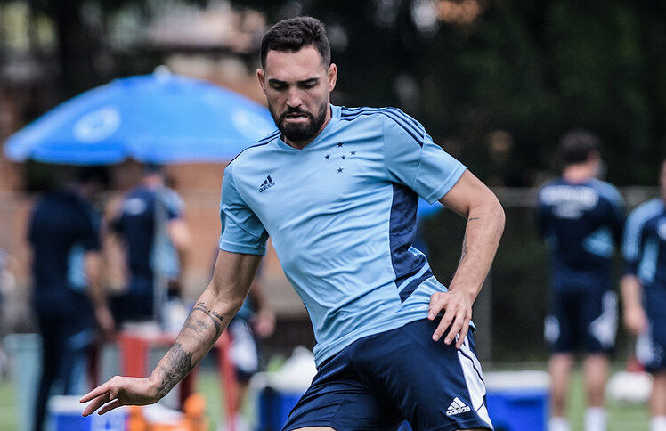 Gilberto tem carta na manga para ajudar o Cruzeiro no Brasileirão