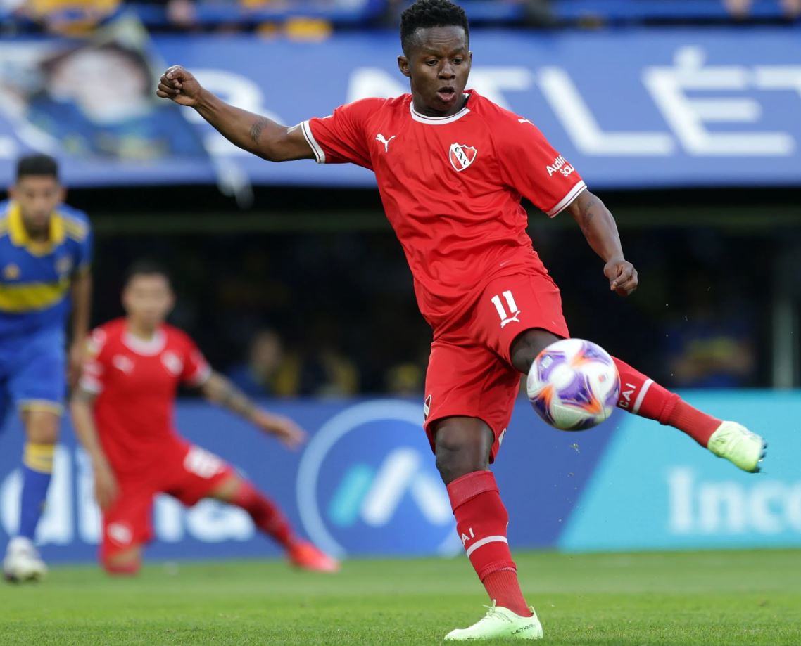 Tudo que sabemos sobre a chegada de Cazares no Cruzeiro