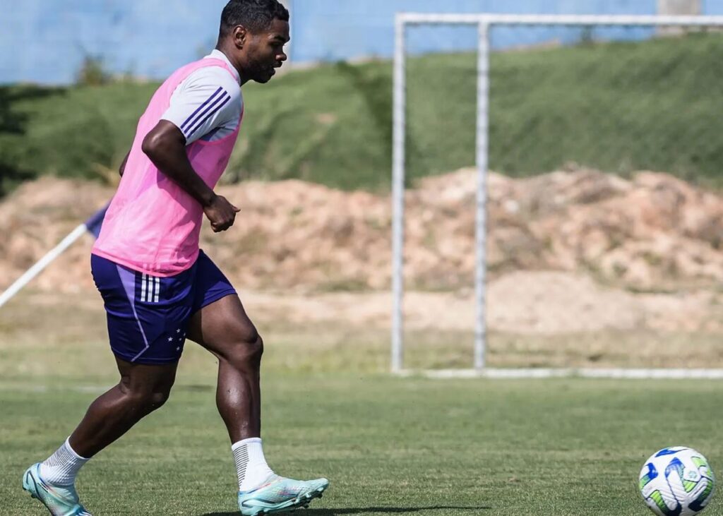 Futuro de Nikão está definido no Cruzeiro