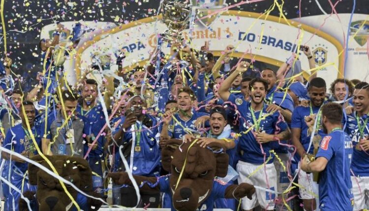 Relembre todos os títulos de Copa do Brasil conquistados pelo Cruzeiro