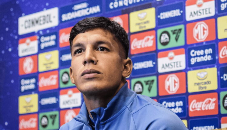 Tirou foto marcante com Lucas Romero em 2018 e agora pode formar dupla ...