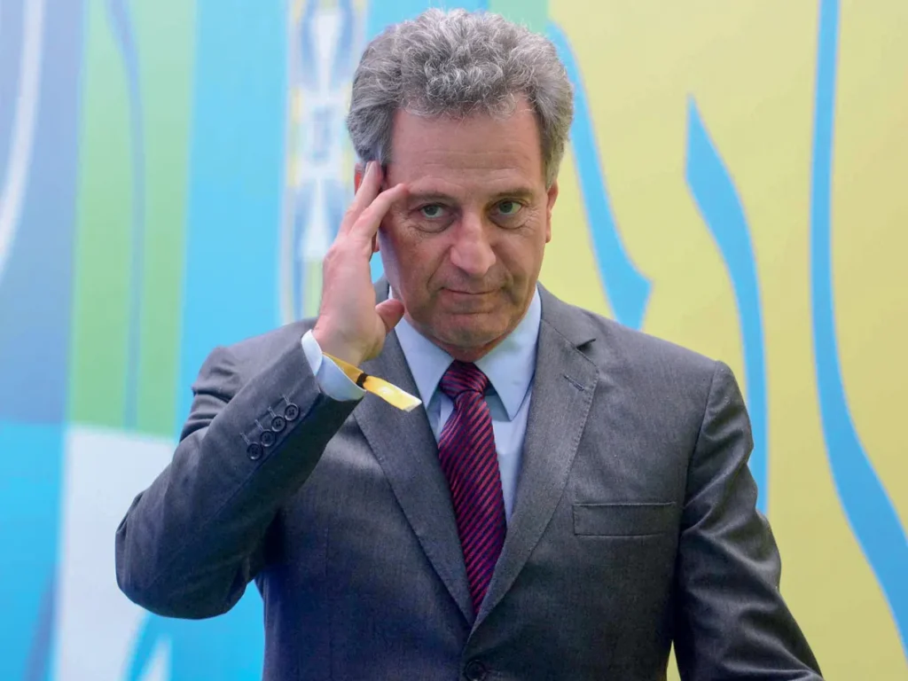 Rodolfo Landim usa suas fontes para divulgar o incrível salário de Neymar