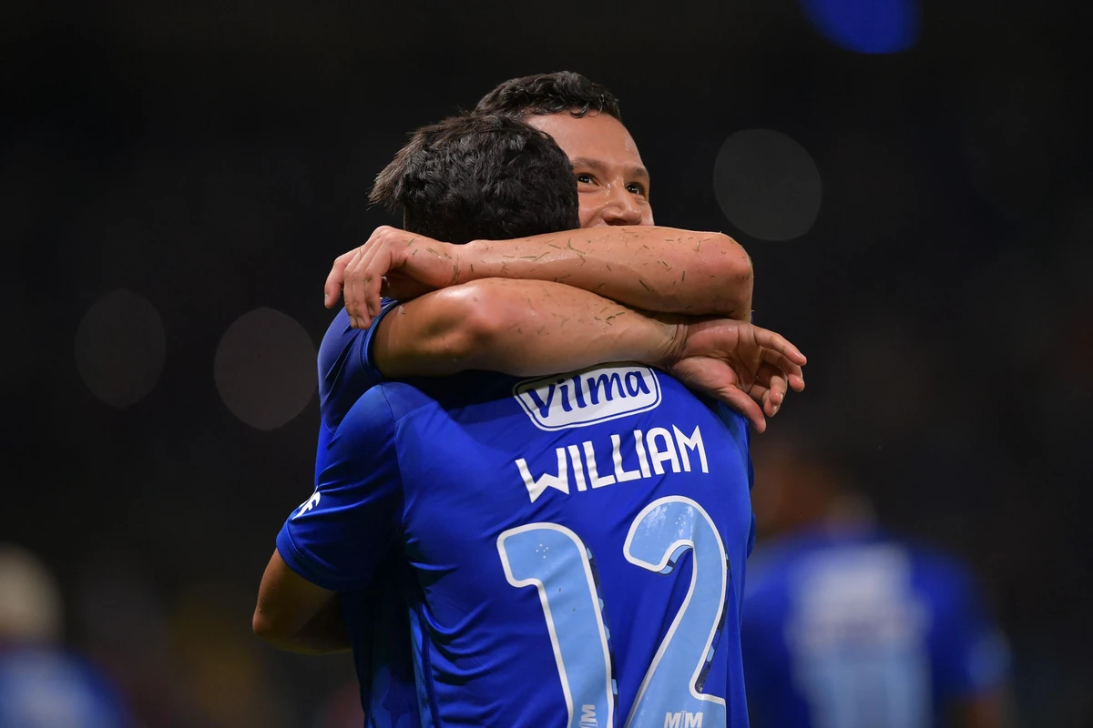 Jardim trouxe lateral de volta para o Cruzeiro